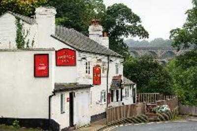 The Bridge Inn, Chirk Bank - Menu, prices, restaurant rating